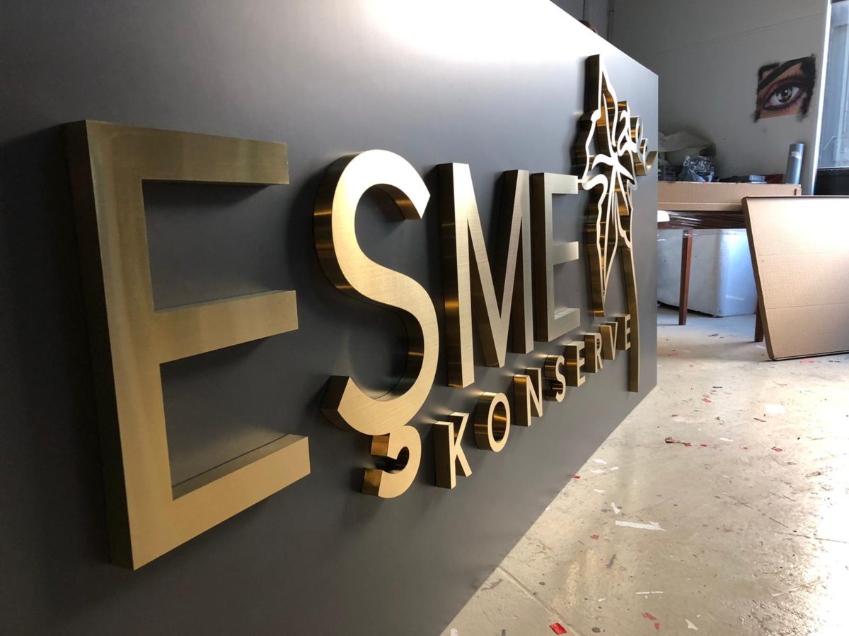 Backlit Halo Sign Letters
